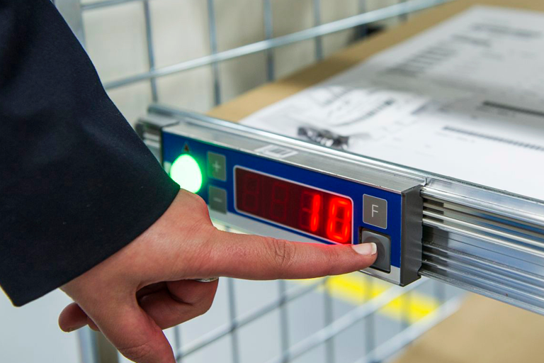 Learn more about Pick to Light, the technology that will improve your e ...